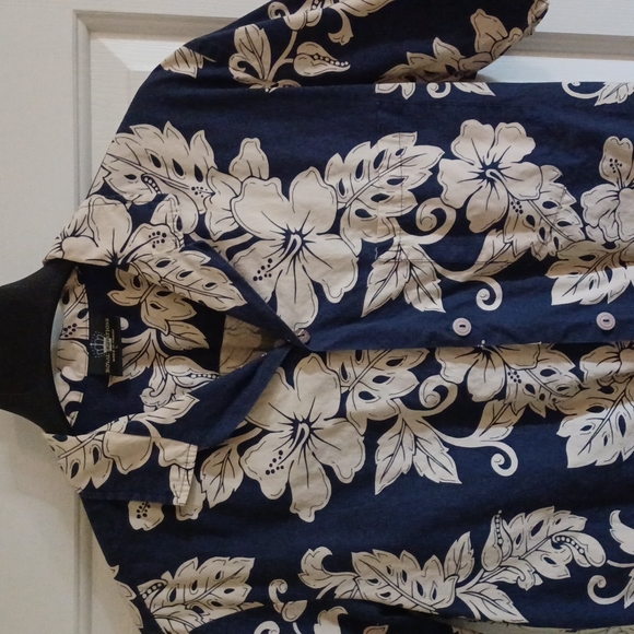 Royal Creations | Shirts | Royal Creations Made In Hawaii Hawaiian ...
